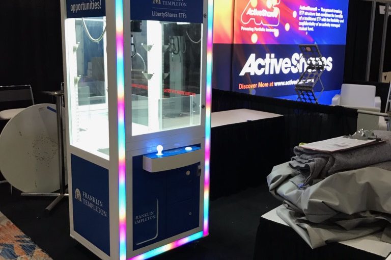 Claw Machine - Absolute Amusements